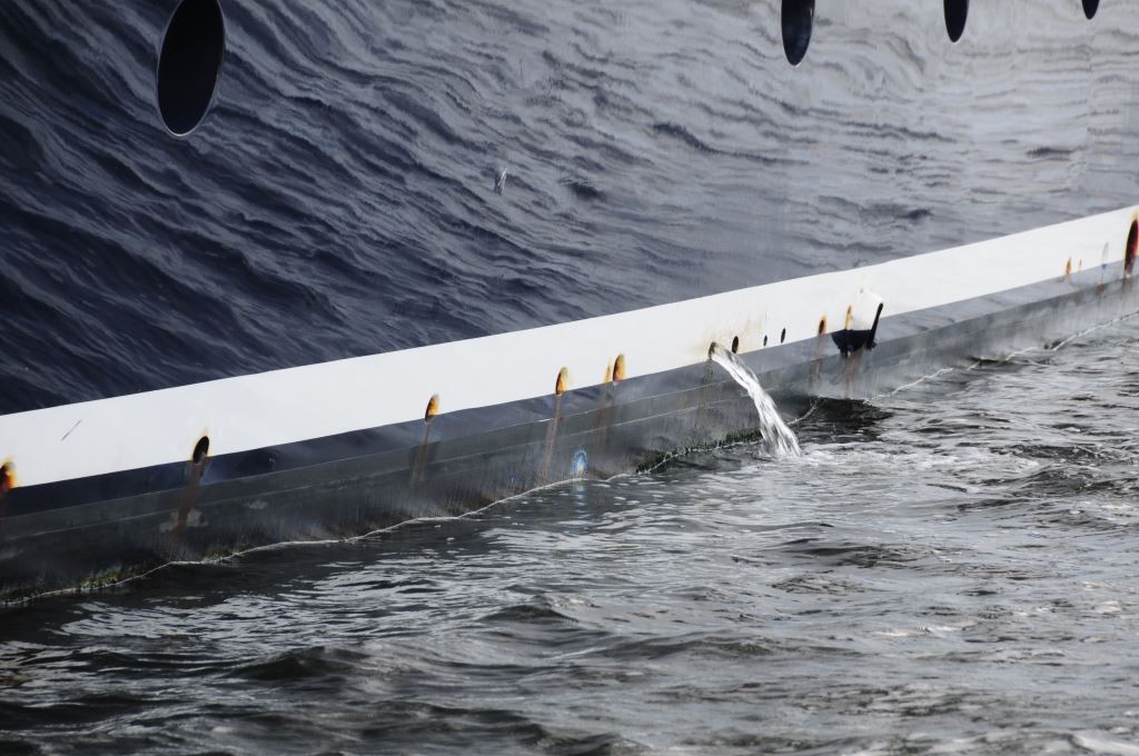 Flooding vs. Siphoning | Steve D'Antonio Marine Consulting