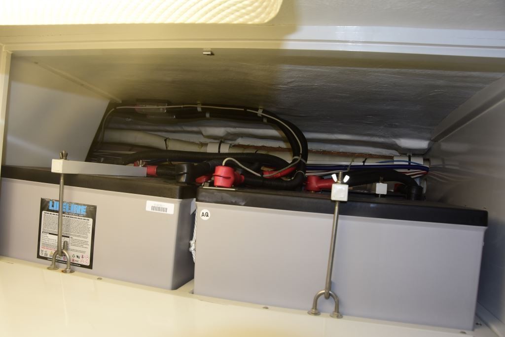 Battery Installation | Steve D'Antonio Marine Consulting