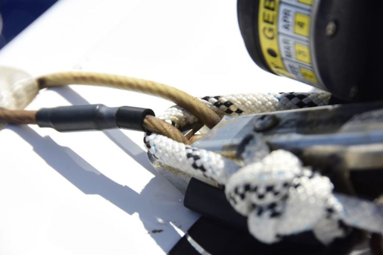 Feature: Life Raft Installations – Editorial: Brokers and Commissions ...